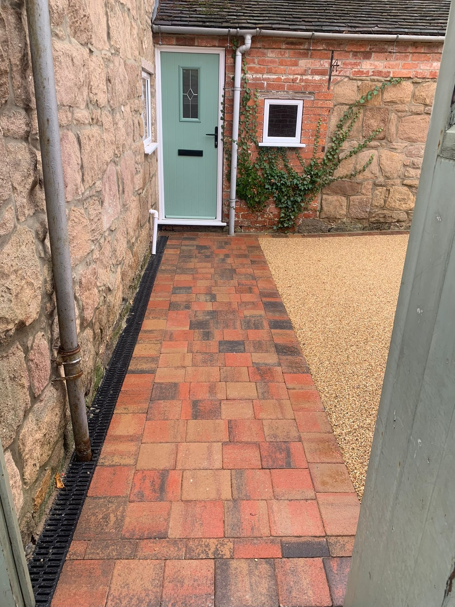 Resin Bound Driveways Leicester | Prestige Resin Drives Leicester